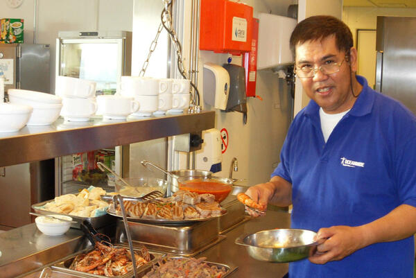 We provide you remote Offshore Catering Services | Oceanwide